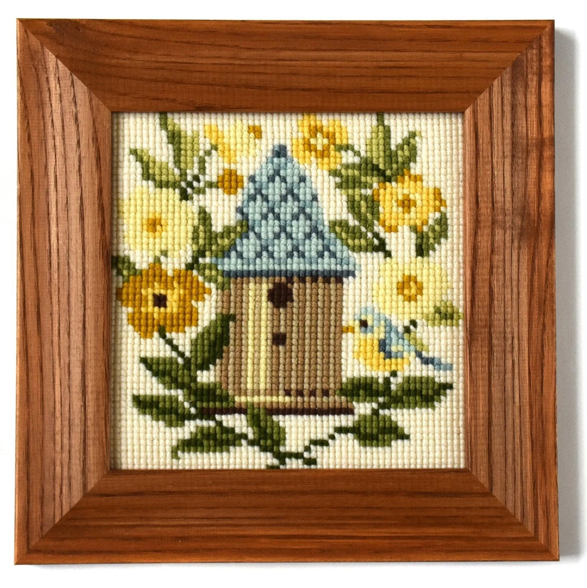 Elizabeth Bradley Nest Box Mini Kit – Barbara's Needlepoint